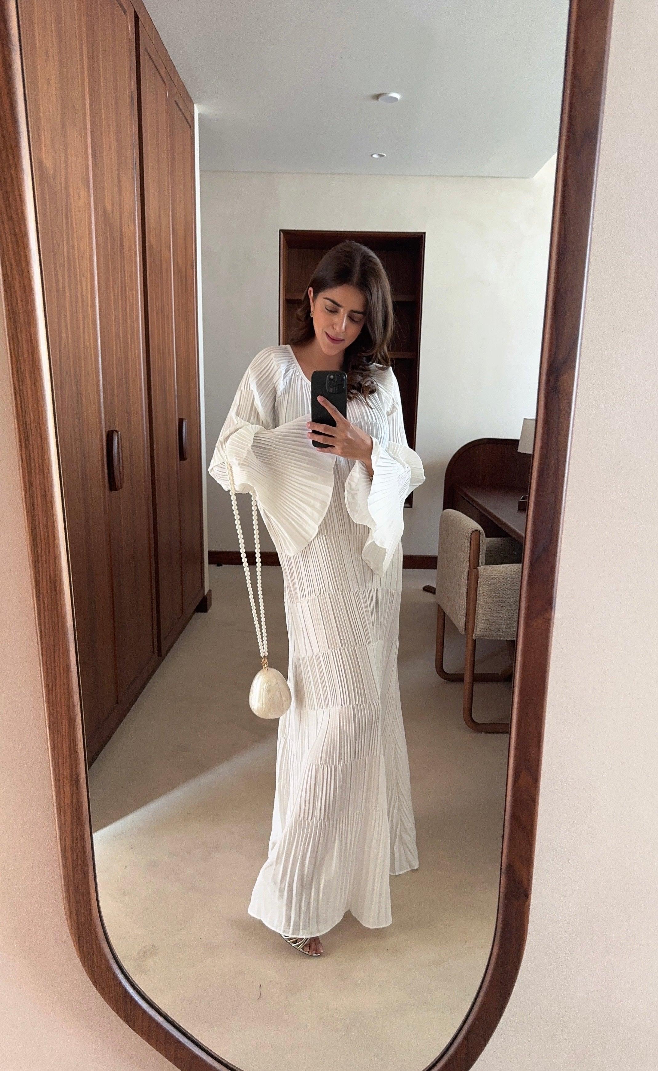 Trendy Modest Dresses & Clothing for women | Buy Midi & Maxi Dresses | UK